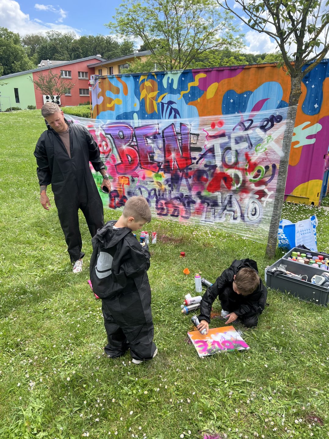 Développez Votre Créativité : Sessions d'Initiation au Graffiti avec Eazy One à Genève - eazyone ...