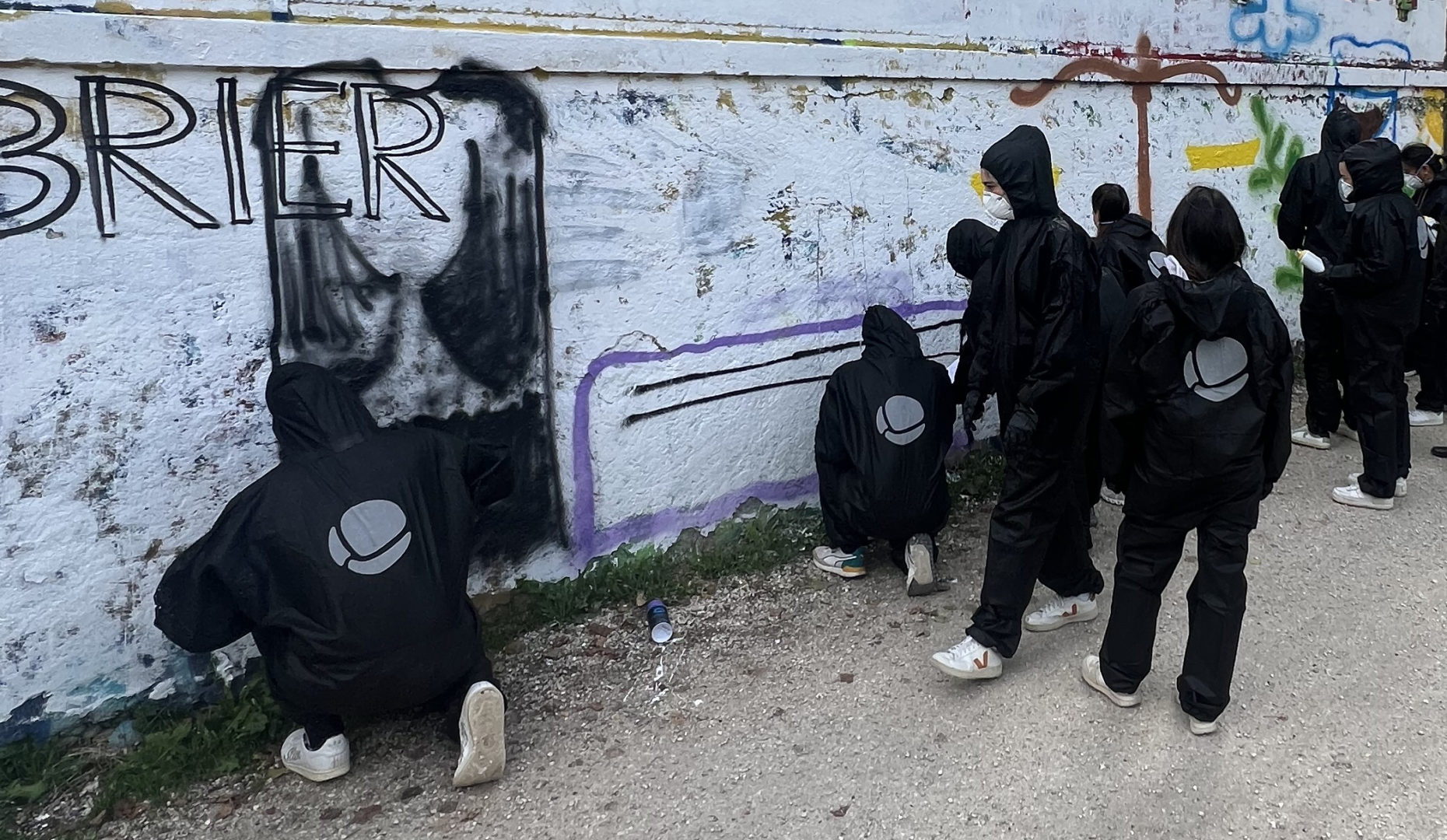 Découvrez l’Art du Graffiti avec Eazy One : Cours de Graffiti pour Débutants - eazyone.ch ...